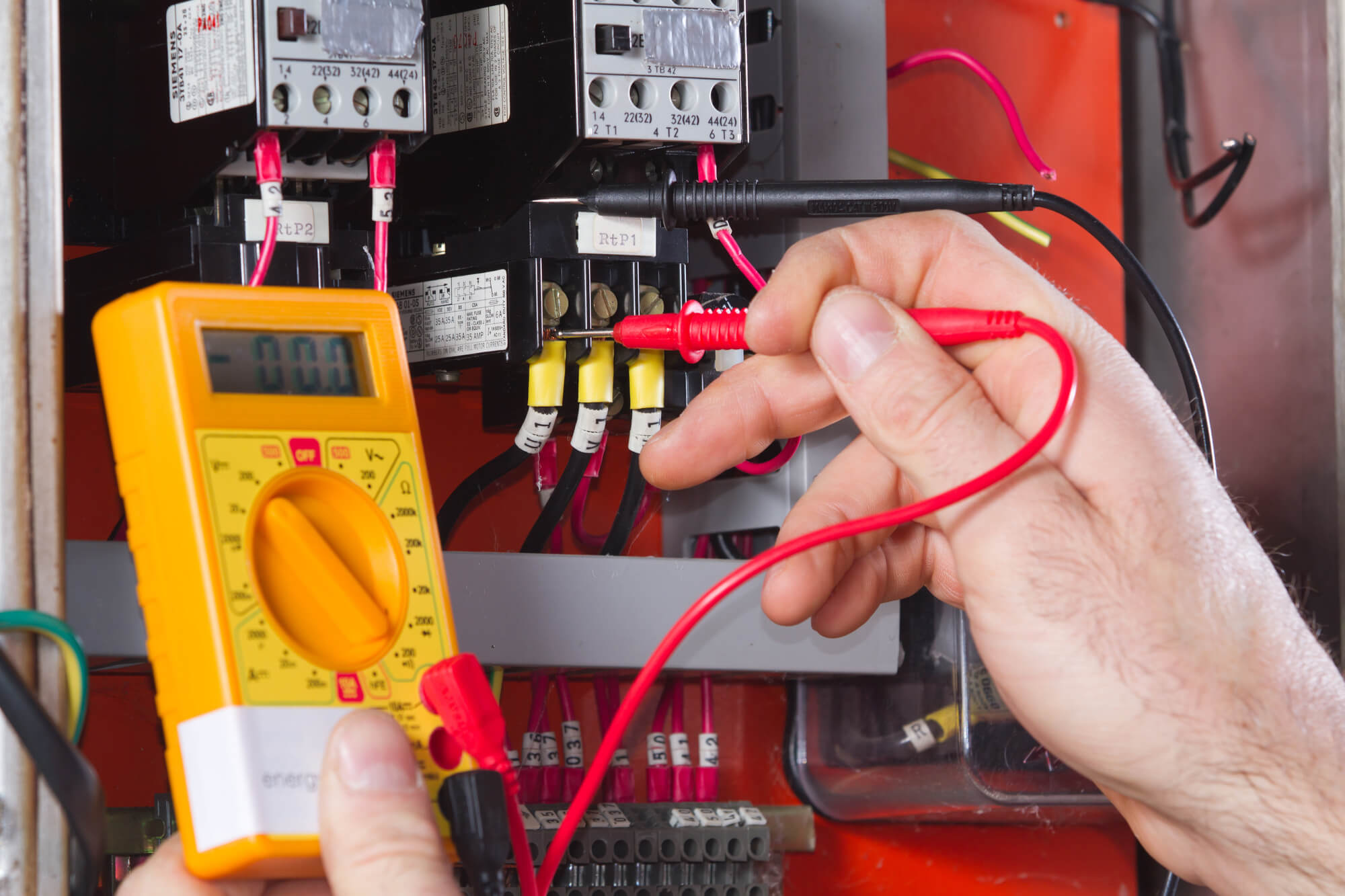 7 Reasons Why You Should Consider An Electrical Panel Upgrade For Your ...